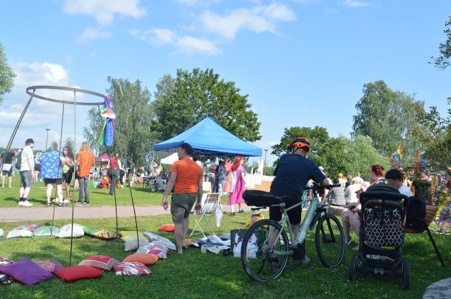Skyltsöndag och fin Pridefest | Debutsky's Blog – Inne i huvudet på en ...